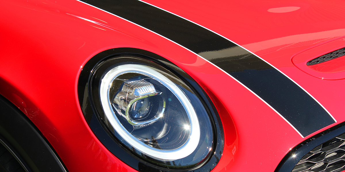 Racing Stripes on Cars: Origin and Function of Rally Stripes